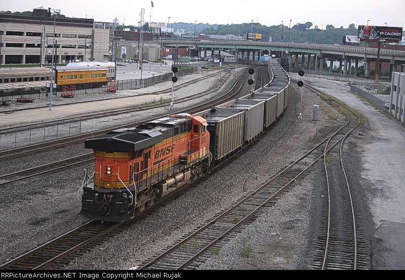 BNSF 6008